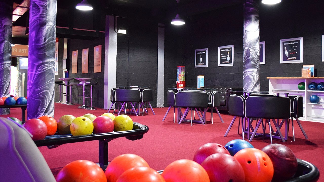 Hotshot Bowling & Leisure Centre