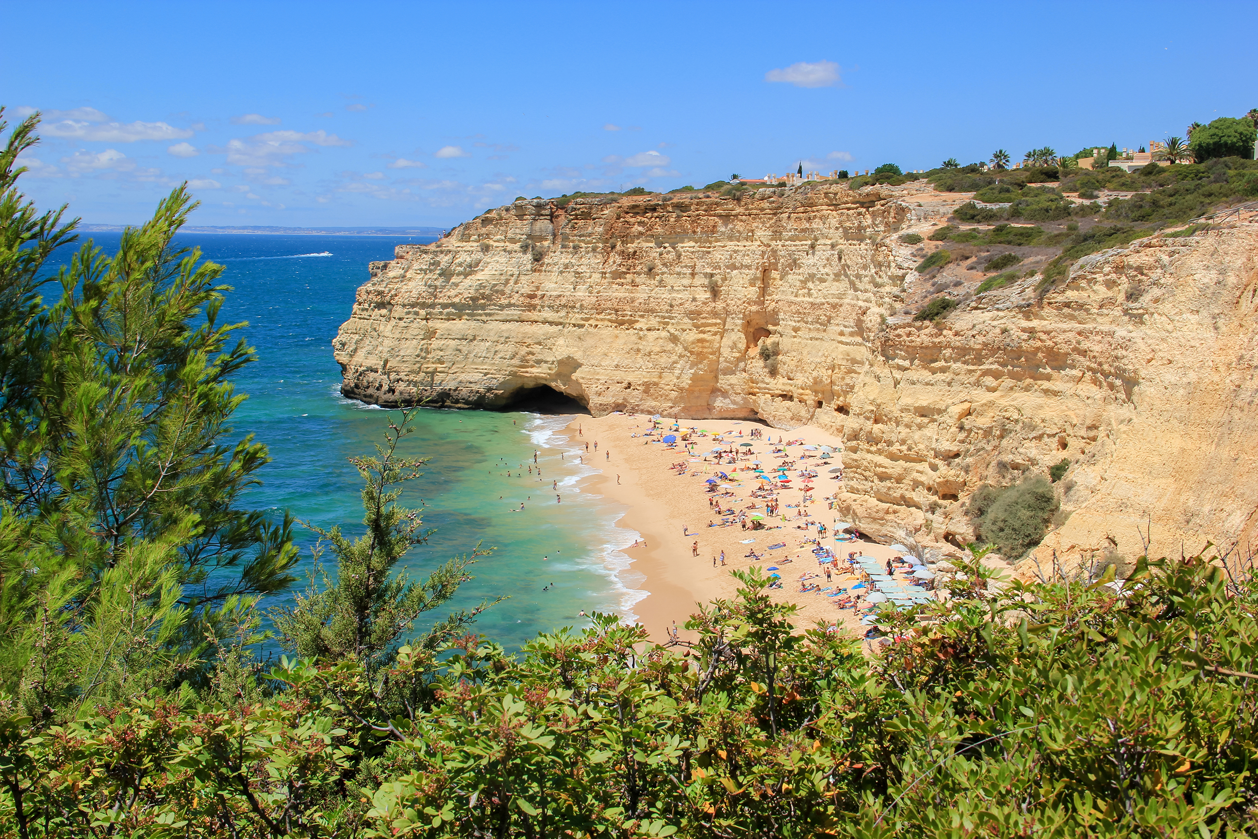 Praia de Vale Centianes